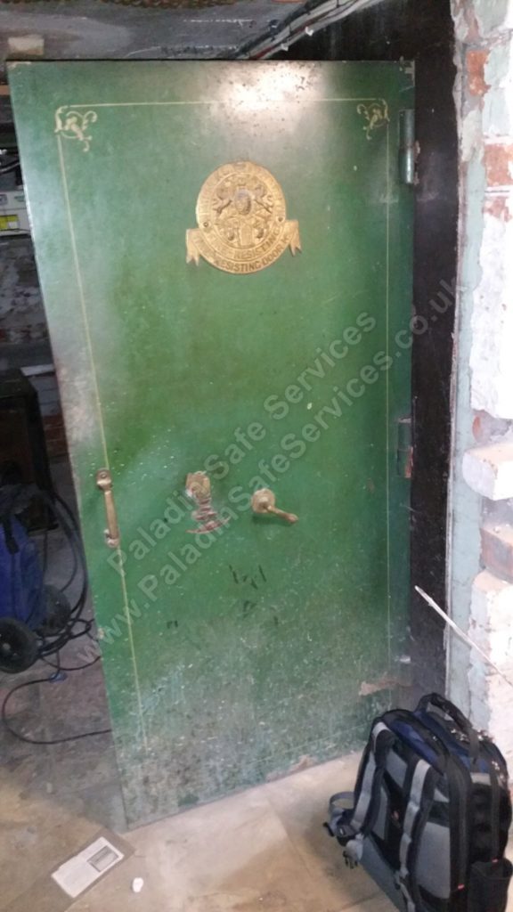 Milners’ Thief Resisting Door No.2 - Paladin Safe Services