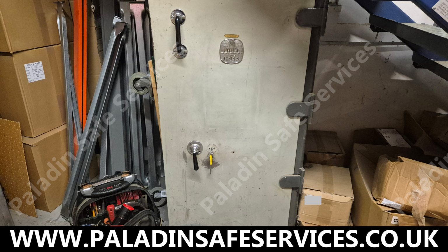 Chubb Record Protection Cabinet Safecracker Cheshire - Paladin Safe ...